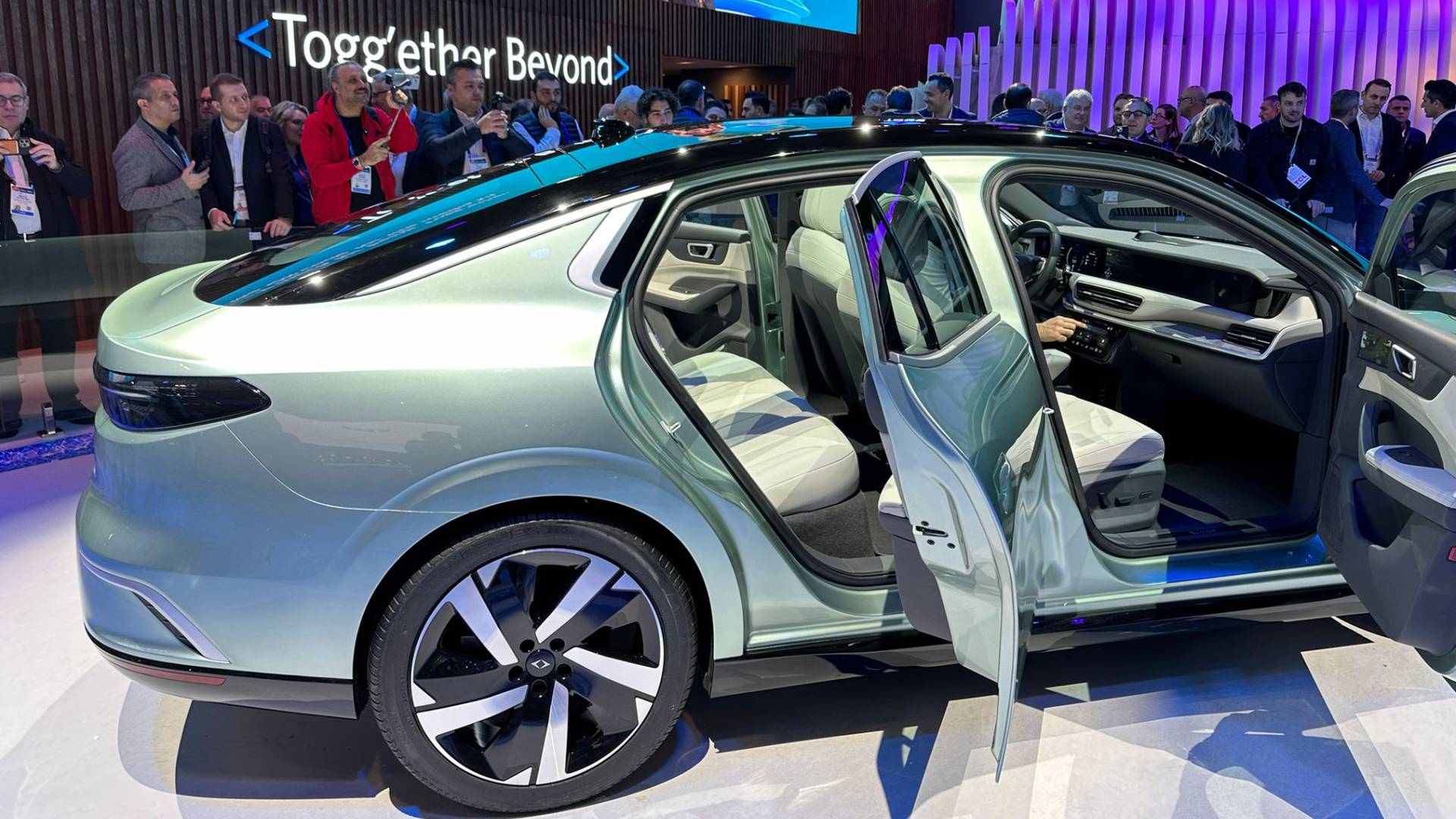 Togg T10F sedan tanıtıldı! İşte özellikleri - Techinside